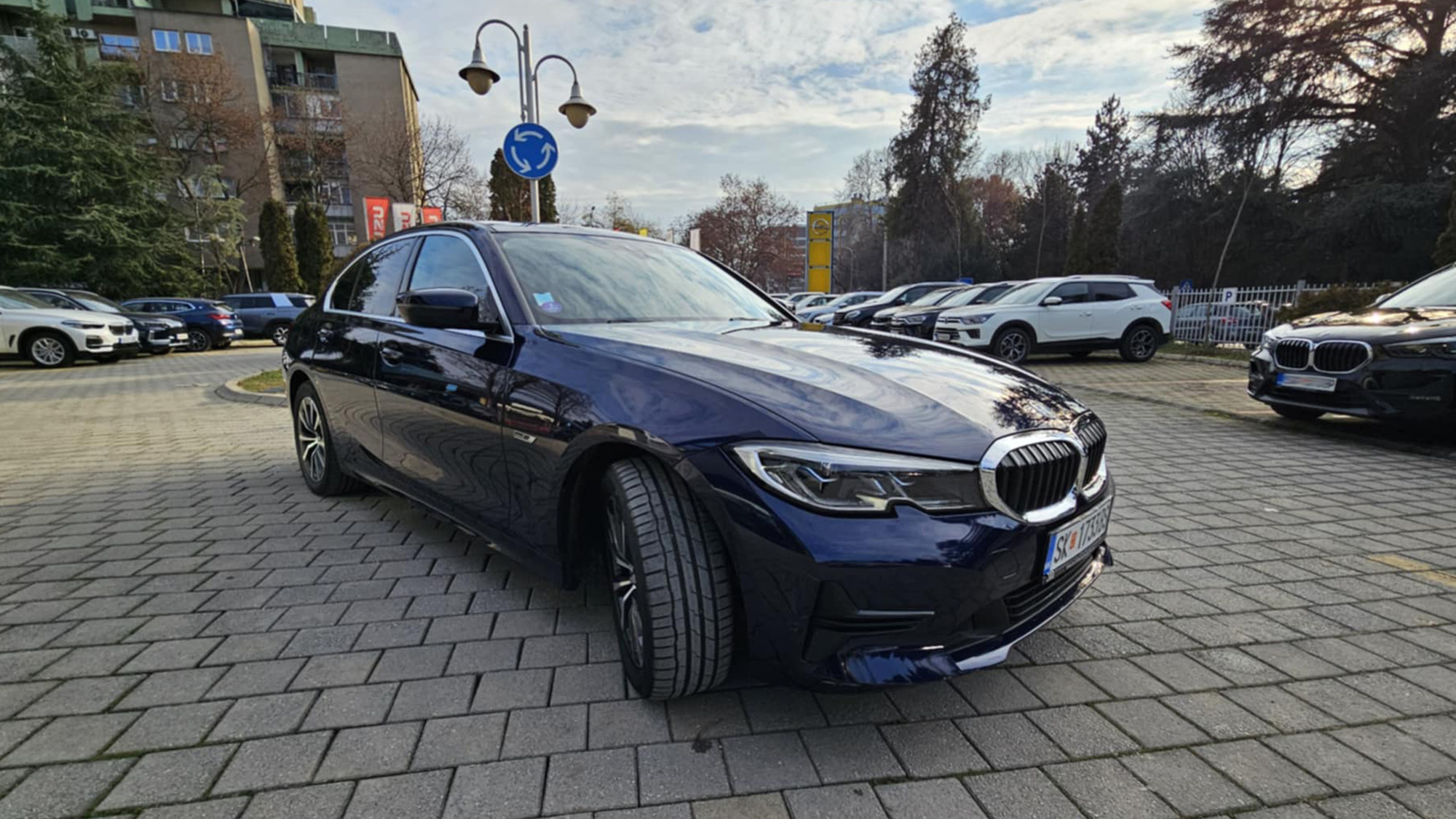 BMW 330 - Аутомакедонија групација